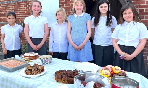 Easton Royal Academy - Home