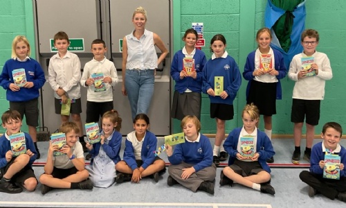 Easton Royal Academy - Home