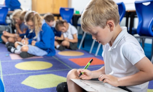 Easton Royal Academy - Home